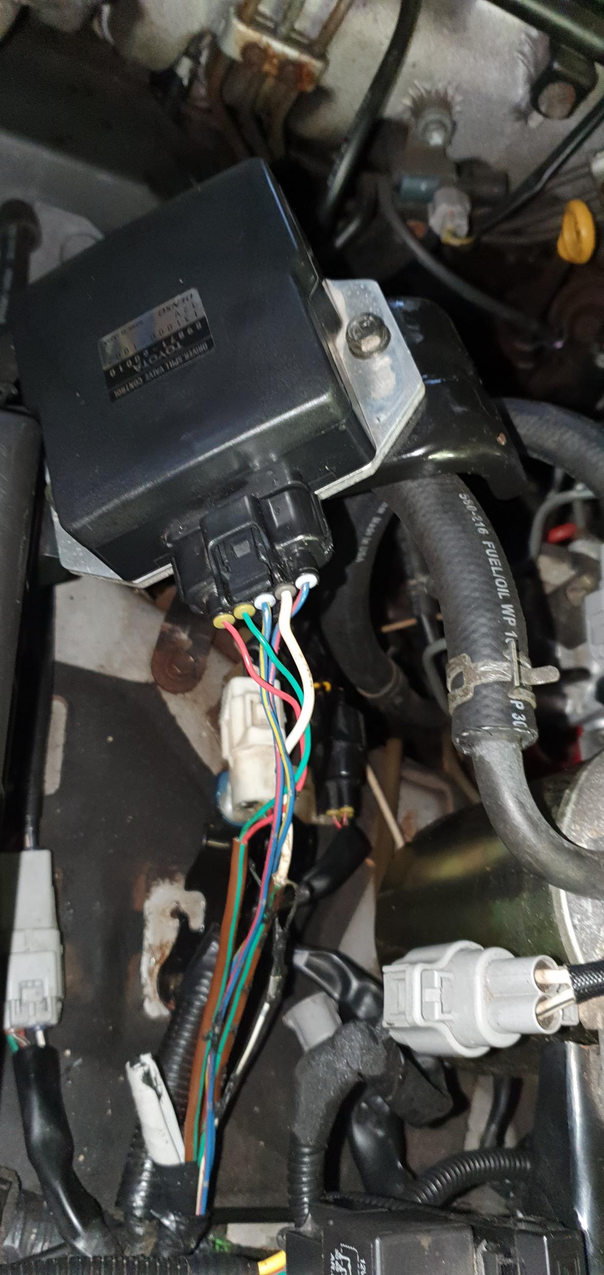 что это Driver spill valve control, подключен - отключен, машина больше ...