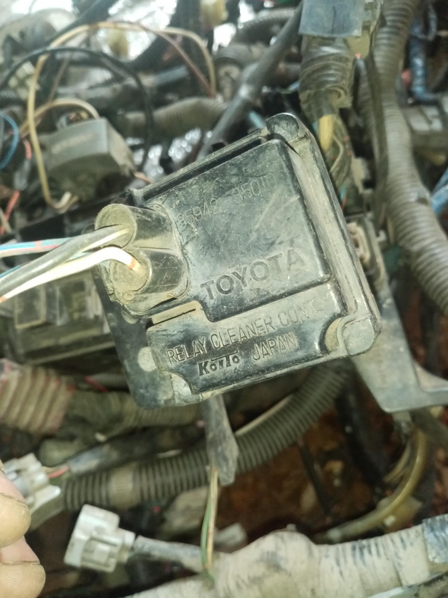 Relay Cleaner Control и Зеркала. - Тех. вопросы 4Runner и HiLux 1го и ...