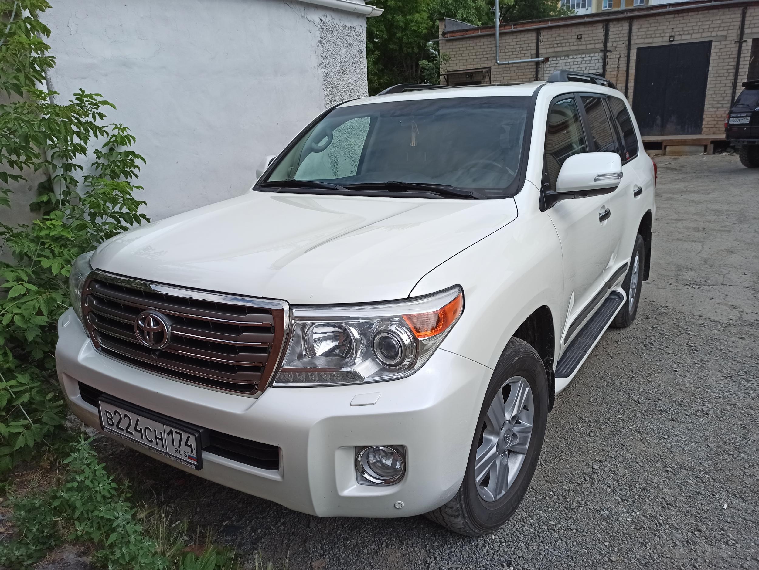 TOYOTA LC200 2014 (ресталинг) бензин - Продажа Авто - Форумы Land ...