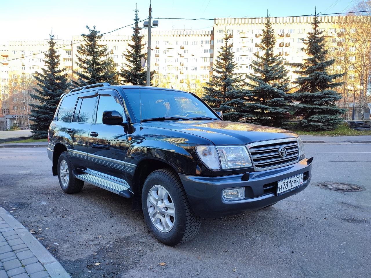 Toyota Land Cruiser 100 - 2004 г.в., бензин 2UZ FE, 5АКПП - 1 владелец ...